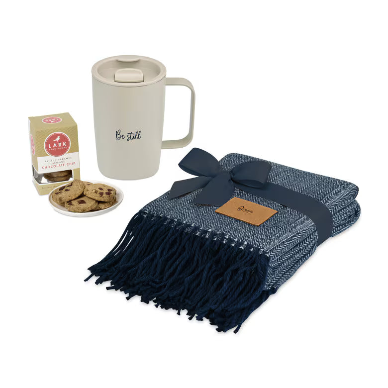 All Wrapped Up Gift Set – Cozy Blanket, Mug & Cookies – GearOne